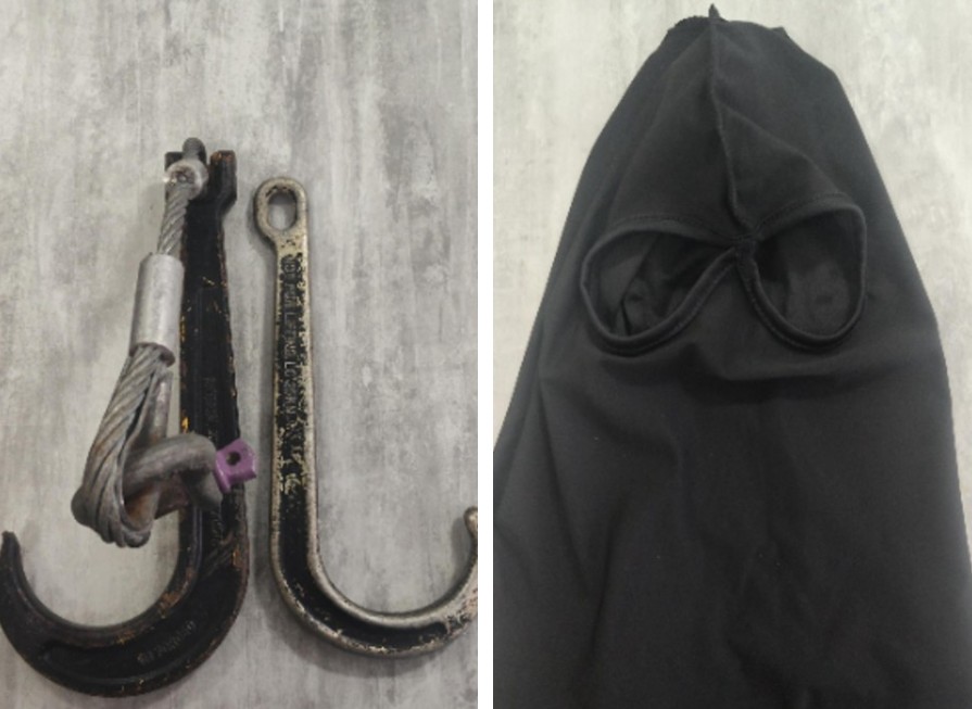 Three men arrested and tools seized following proactive stop in Royton ...